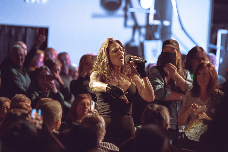 Review: Beth Hart - SEC Armadillo, Glasgow - Devil's Gate Music